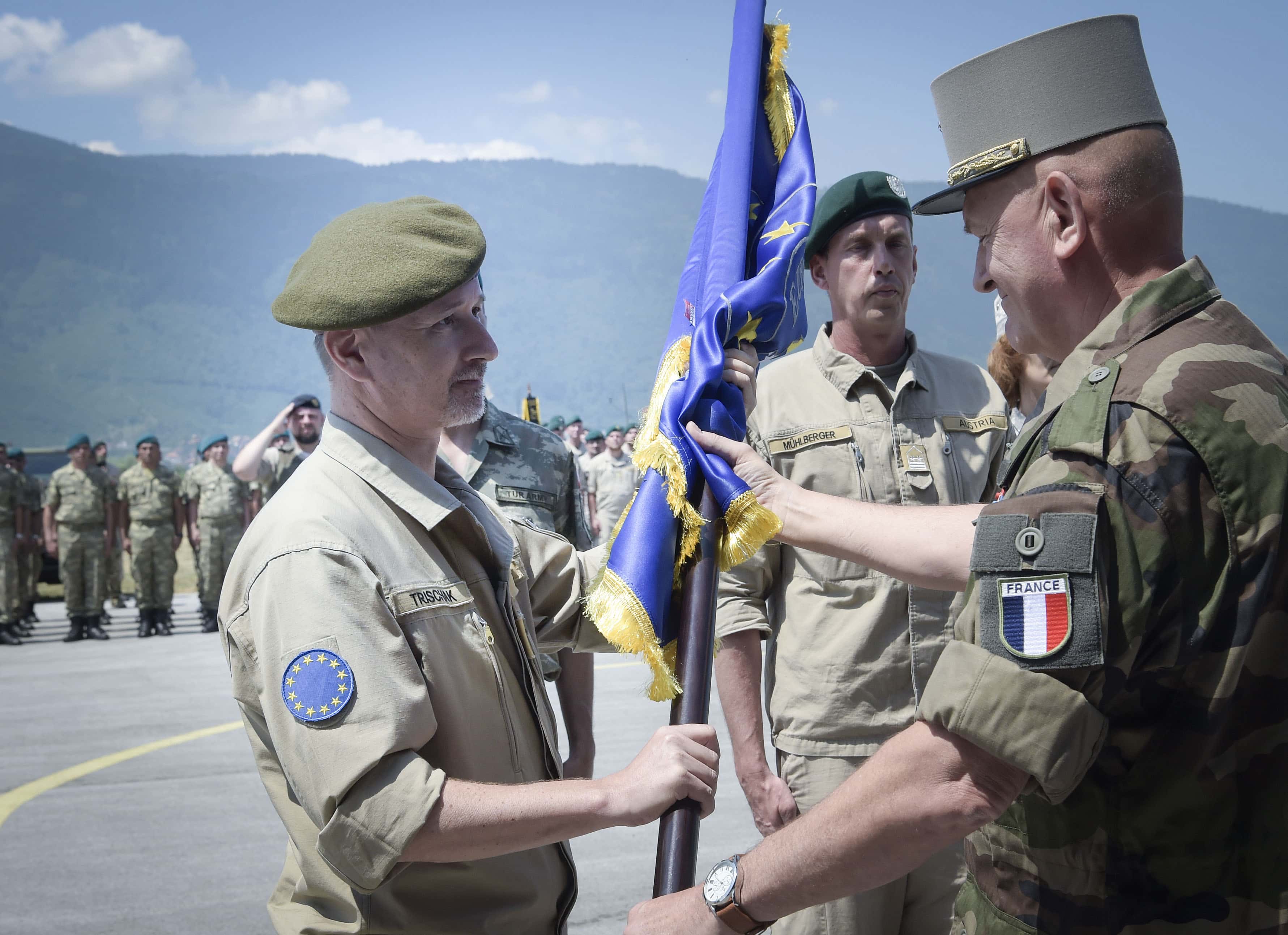 Austrian takes over EUFOR command