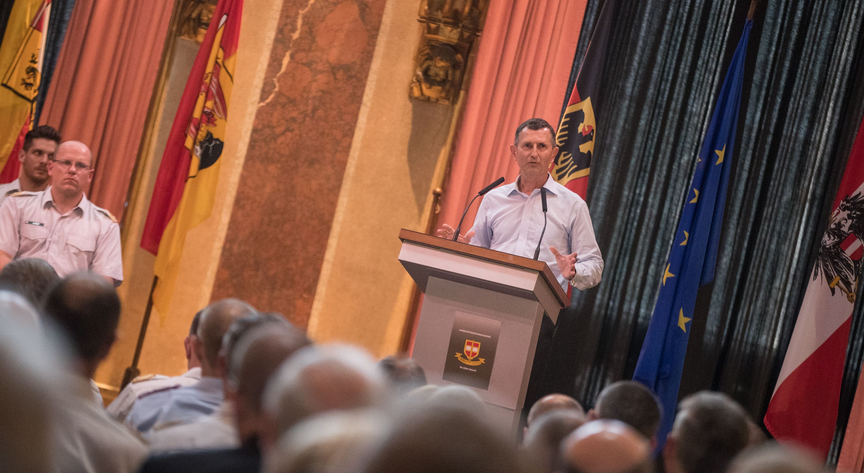 Major General Thomas Starlinger moves to the Foreign Ministry